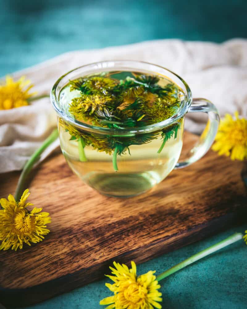 How to Make Dandelion Tea