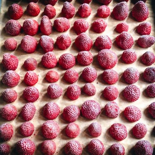 How to Freeze Berries: Two Ways