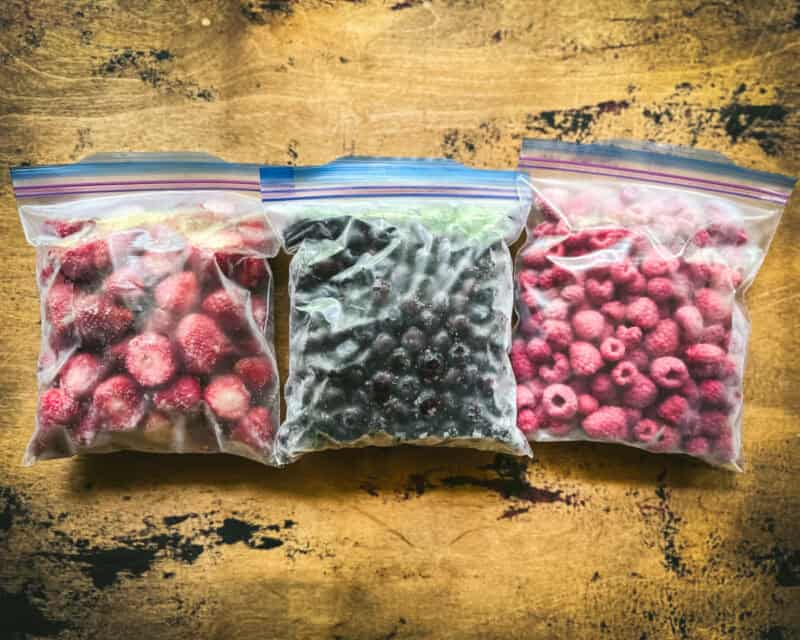 How to Freeze Berries: Two Ways
