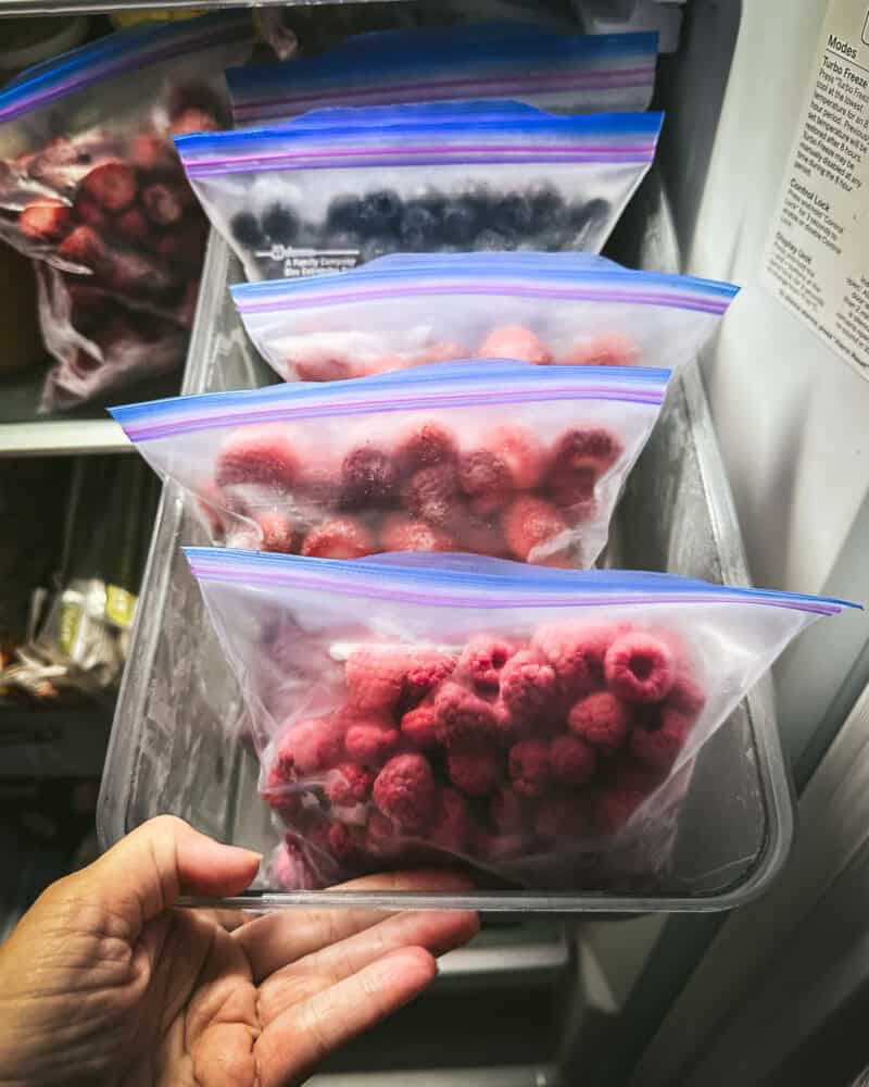 How to Freeze Berries: Two Ways