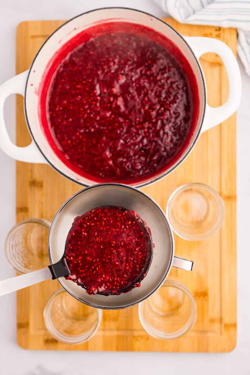 Homemade Raspberry Jam: Low Sugar or No Sugar